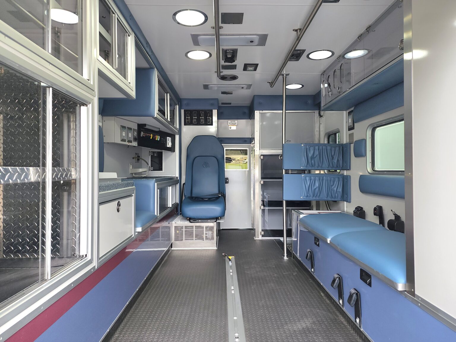 *Delivery Photos* New 2022 E450 Gas Horton Remount - Elite Ambulance Sales