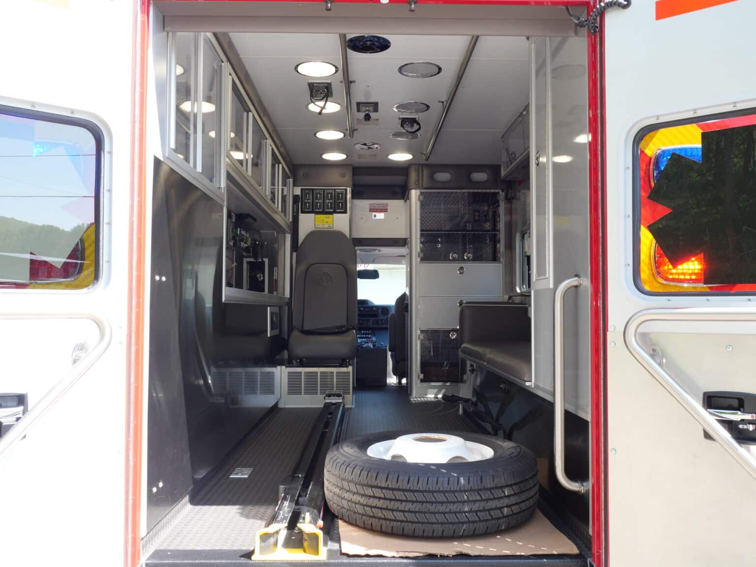 *Delivery Photos* New 2022 E450 Horton Remount - Elite Ambulance Sales